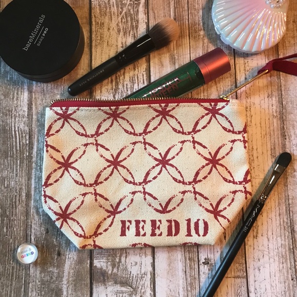 Clarins | Bags | Clarins Feed Pouch | Poshmark